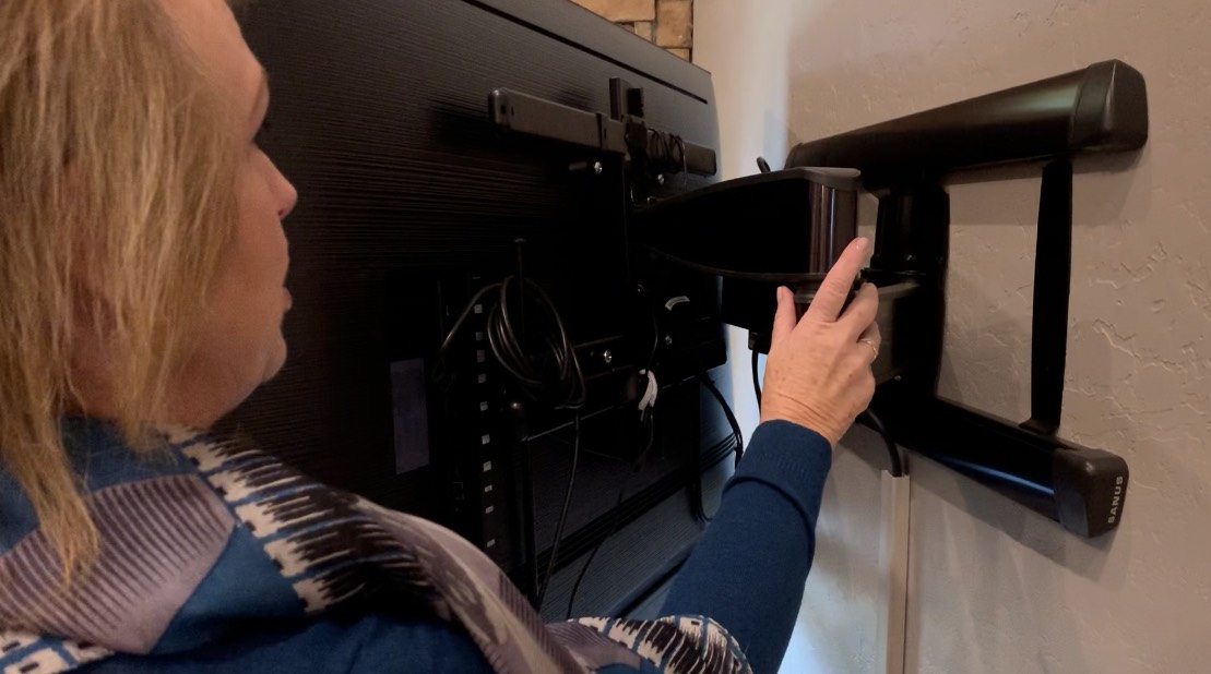 TV Tip-overs Send 10 Kids to ER Each Week | Mercy