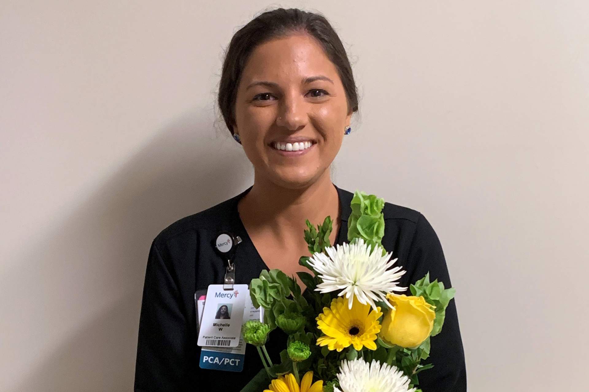 Daffodil Award Honors Co-worker for Providing Compassionate Care | Mercy