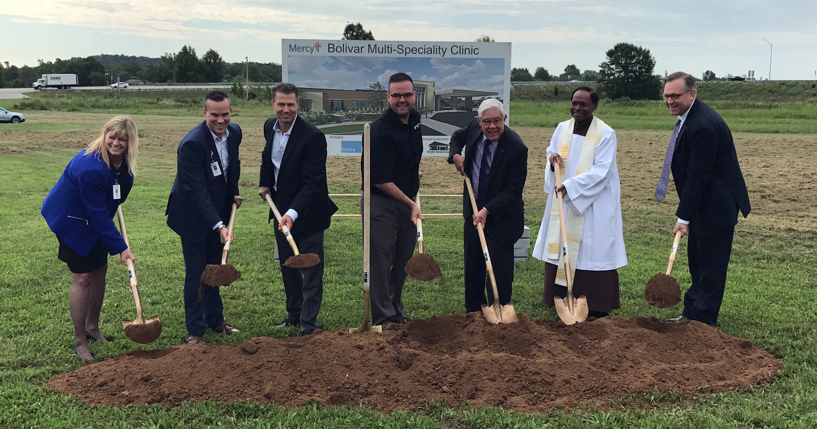 Mercy Breaks Ground on Multispecialty Clinic in Bolivar | Mercy